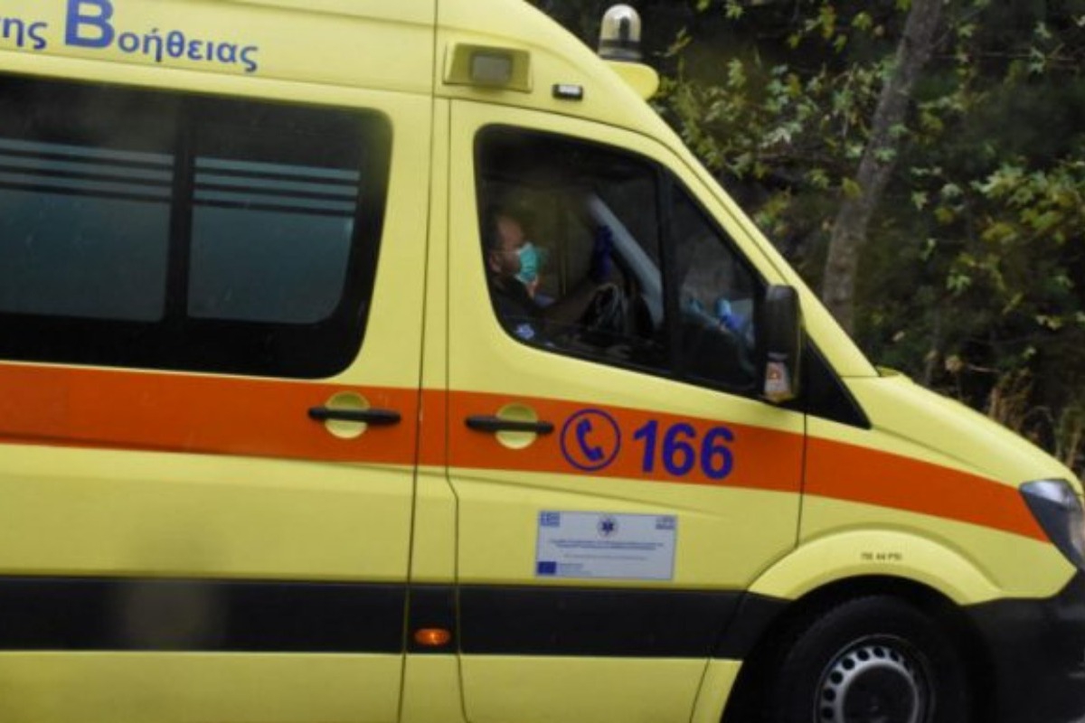Απίστευτο περιστατικό σε γάμο: Ο παπάς έδειρε αγρίως τον κουμπάρο ...